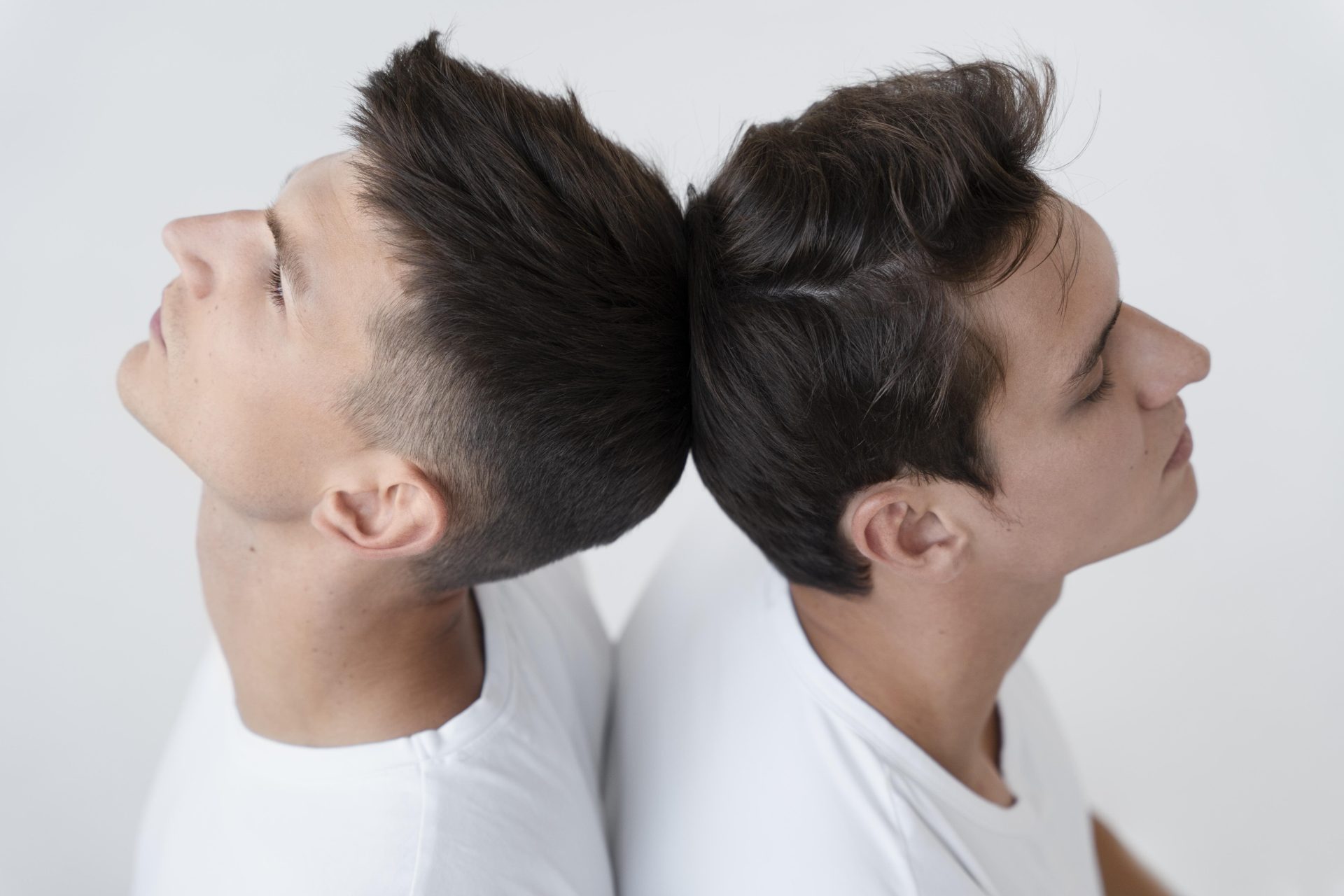 Falsa identidade se consuma com atribuição da identidade falsa